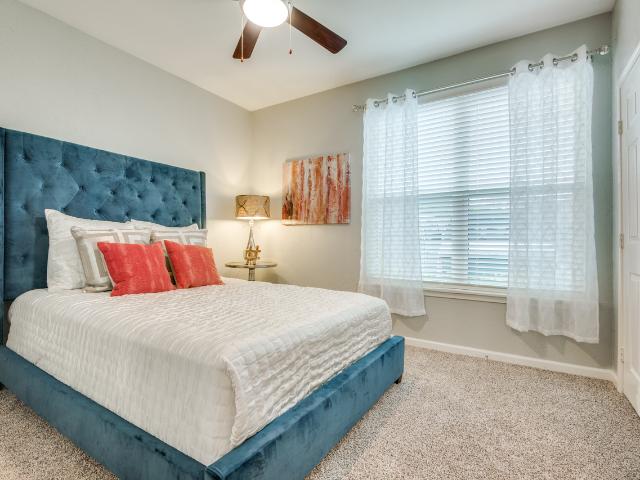 The Sophia 2 Bedroom Apartment for Rent at 3136 Hudnall St, Dallas, TX 75235