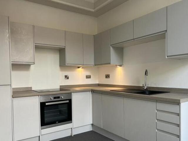 The Sorting Office, West Cliff, 3 Bedroom Flat