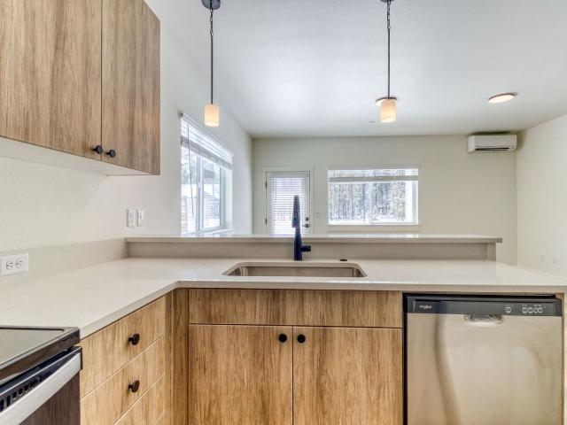 The Sam 1 Bedroom Apartment for Rent at 2611 Ne West Devils Lake Rd, Lincoln City, OR 97367