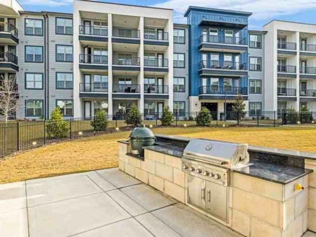 The Samford Glenn Apartments 1 Bedroom Apartment for Rent at 1900 Samford Trace Ct, Auburn, AL 36830