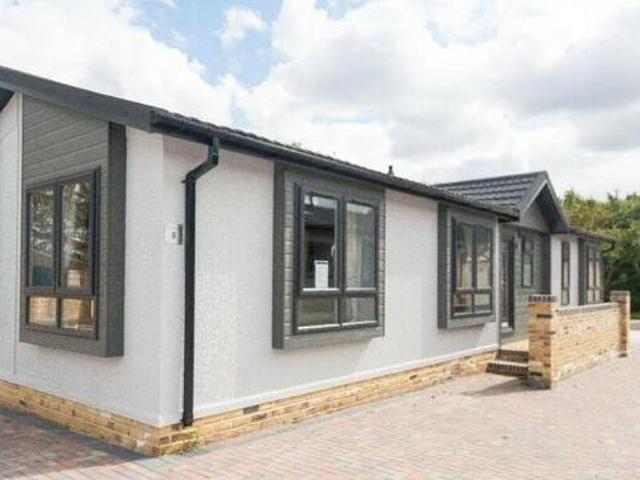 The Sandons, Crowsheath Estate, 2 Bedroom Park