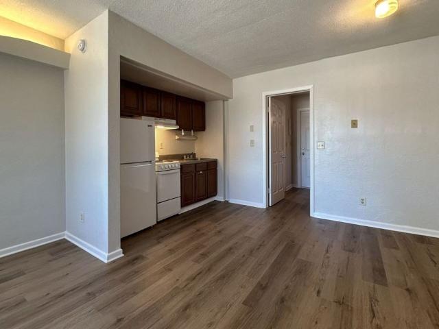 The Sandalwood Apartments Studio Apartment for Rent at 211 Sw 8th St, Ocala, FL 34471