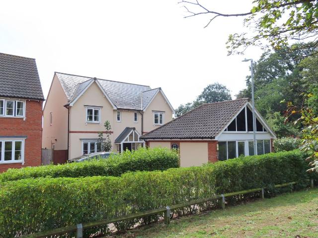 The Sandlings, Martlesham IP12, 4 bed detached house to rent, £2,500 pcm | PrimeLocation