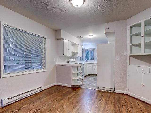 The Sandpiper BV 356 Q 2 Bedroom Apartment for Rent at 110 Ne 160th Ave, Portland, OR 97230 Glenfair