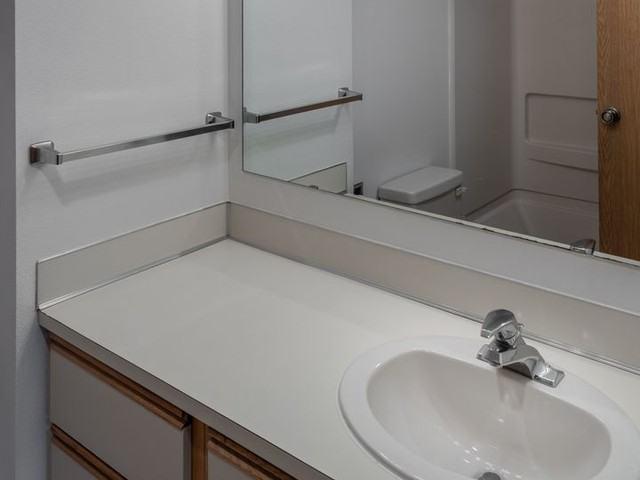 The Sandridge, LLC 2 Bedroom Apartment for Rent at 6200 Sand Point Way Ne, Seattle, WA 98115 Windermere