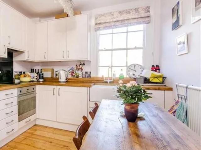 The Sandwich Club, Drummond Street, London, NW1 2HL, United Kingdom | 2 bed apartment for rent #139333808 | Rentberry