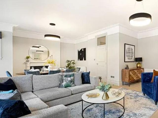 The Sandwich Shop, 54 Gloucester Road, London, SW7 4PL, United Kingdom | 4 bed apartment for rent #138594586 | Rentberry