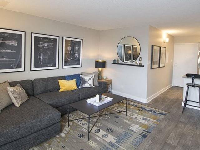 The Scott at East Village 4 Bedroom Apartment for Rent at 700 E 5th St, Des Moines, IA 50309 East Village