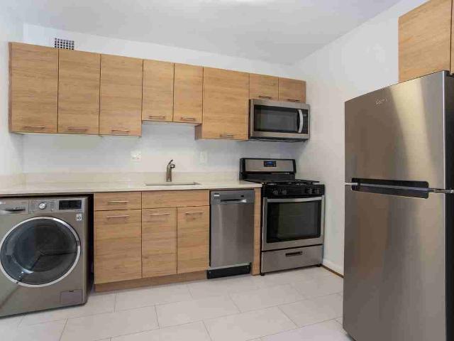 The Seville 1 Bedroom Apartment for Rent at 1401 N St Nw, Washington, DC 20005 Logan Circle Shaw