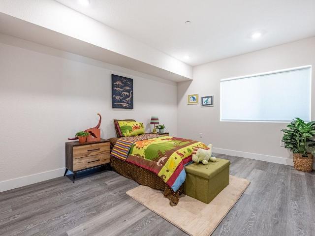 The SECRET, the Largest Luxury Apartments in Koreatown, L.A. 3 Bedroom Apartment for Rent at 3050 W 11th St, Los Angeles, CA 90006 Olympic Park