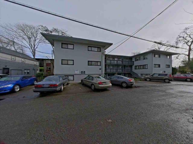 The Selma 2 Bedroom Apartment for Rent at 361 361 East 14th Ave & 1355 Mill Alley, Eugene, OR 97401 Cal Young