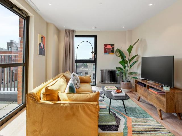 The Sessile, 18 Ashley Road, London. 1 bed flat to rent £2,475 pcm £571 pw