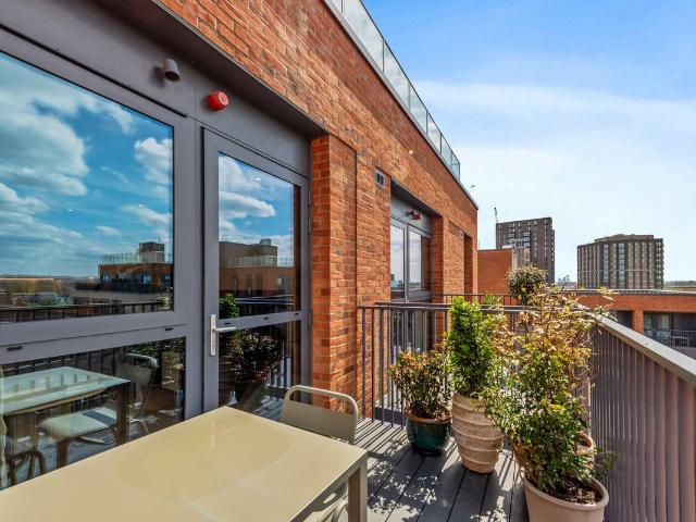 The Sessile, 18 Ashley Road, London N17, 2 bed flat to rent, £3,150 pcm | PrimeLocation