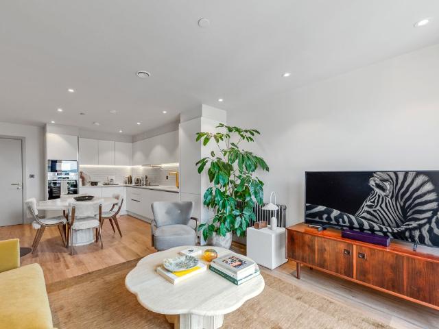 The Sessile, 18 Ashley Road, London N17, 3 bed flat to rent, £3,950 pcm | PrimeLocation