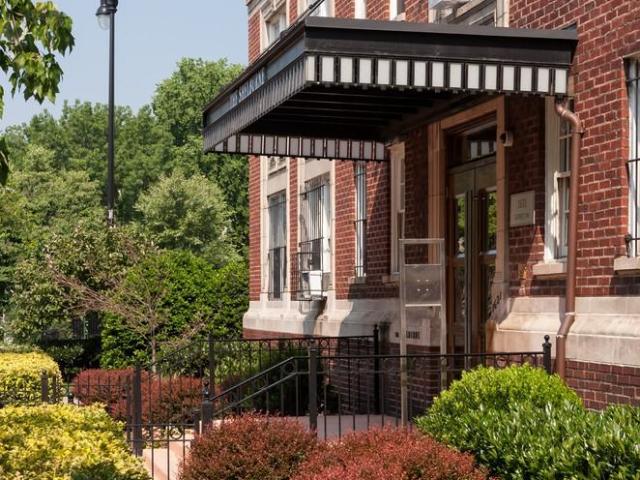 The Shelburne Apartments 1 Bedroom Apartment for Rent at 1631 S St Nw, Washington, DC 20009 Dupont Circle
