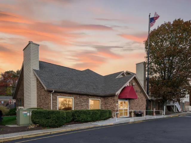 The Shelton Grove Studio Apartment for Rent at 1001 Bridgeport Ave, Shelton, CT 06484