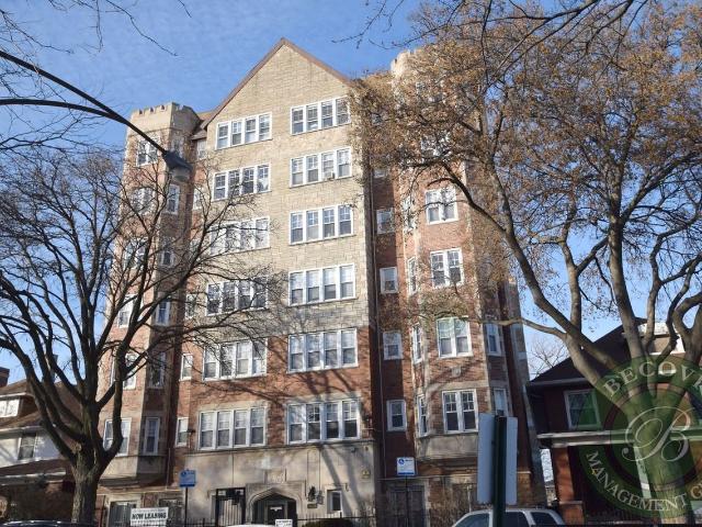 The Sherwin at Jarvis Square Studio Apartment for Rent at 1608 W Sherwin Ave, Chicago, IL 60626 Rogers Park