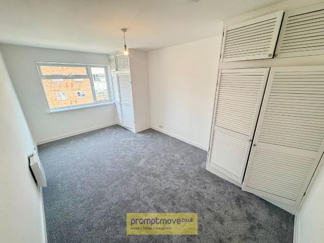 The Shires, Old Bedford Road, Luton LU2, 3 bed property to rent, £1,500 pcm | PrimeLocation