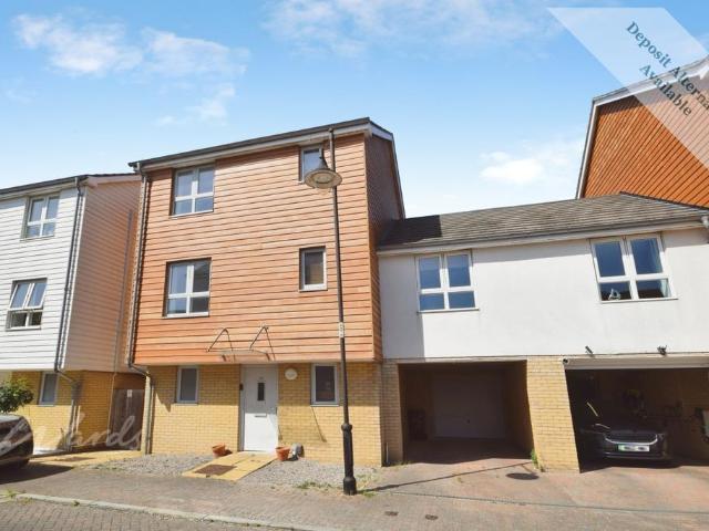 The Shoreway Chatham ME4 5 bed detached house to rent £2,250 pcm £519 pw