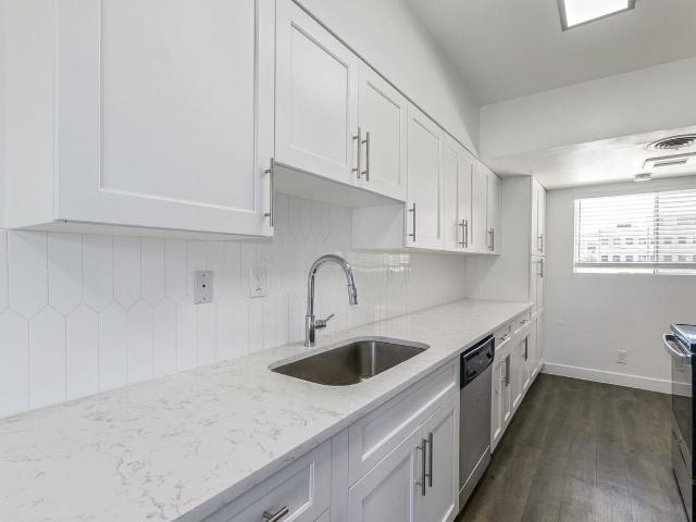 The Shorewood Apartments 2 Bedroom Apartment for Rent at 3601 N 5th Ave, Phoenix, AZ 85013