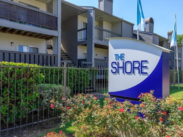 The Shore 2 Bedroom Apartment for Rent at 501 Davis Rd, League City, TX 77573