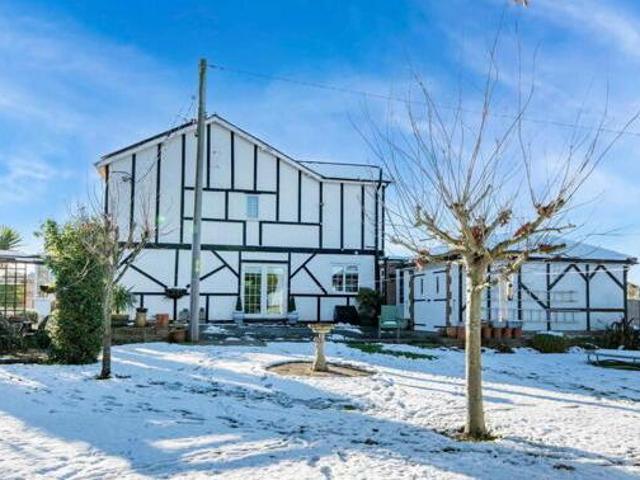 The Sidings, East Markham, 2 Bedroom End