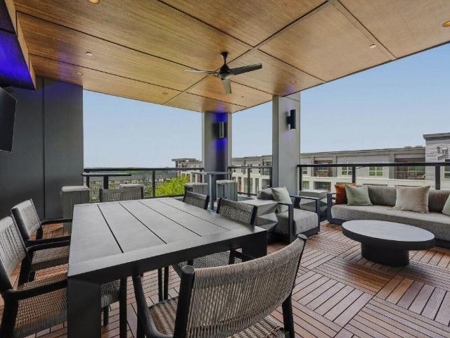The Sloan at LoSo 1 Bedroom Apartment for Rent at 120 Hollis Rd, Charlotte, NC 28209 Colonial Village