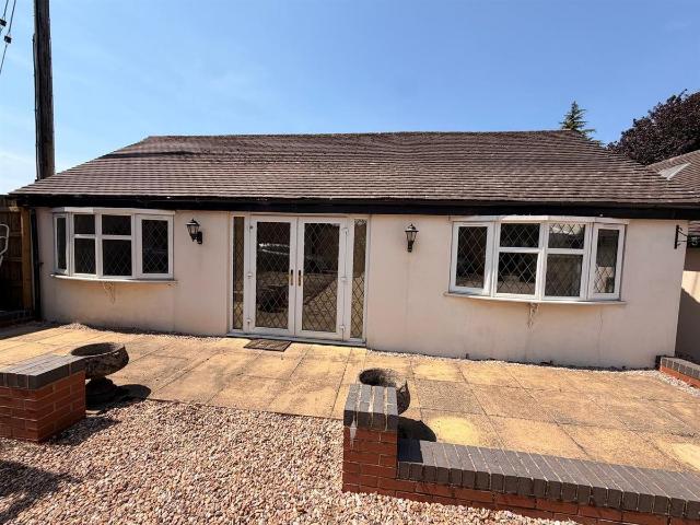 The Slough, Studley B80, 1 bed property to rent, £950 pcm | PrimeLocation