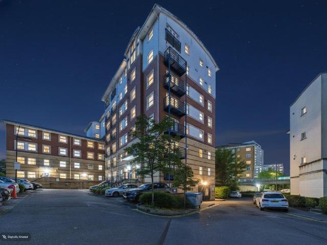The Spires, Selden Hill, Hemel. 1 bed apartment to rent £1,195 pcm £276 pw