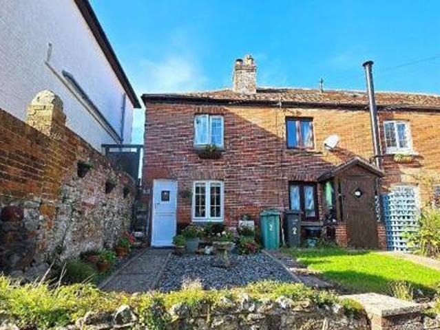The Square, Newchurch, 2 Bedroom End