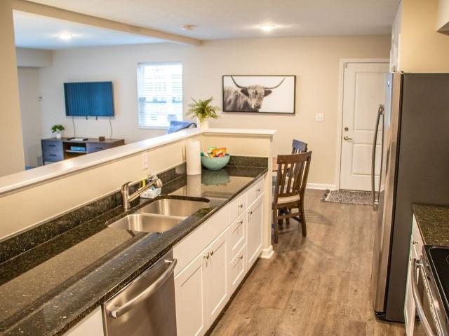 The Square at Latham Park 2 Bedroom Apartment for Rent at 4170 Green Clover Dr, Hilliard, OH 43026