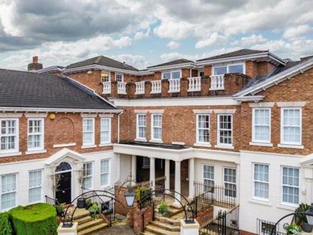 The Square, Ringley Chase, 3 Bedroom Penthouse