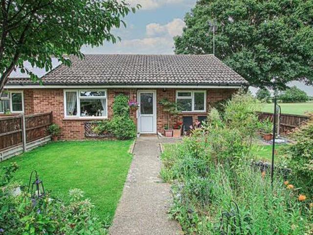 The Square, Stow cum quy, 2 Bedroom Semi detached