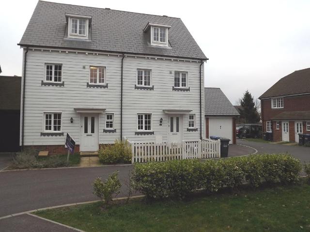 The Squires, Crawley RH11, 4 bed town house to rent, £2,200 pcm | PrimeLocation