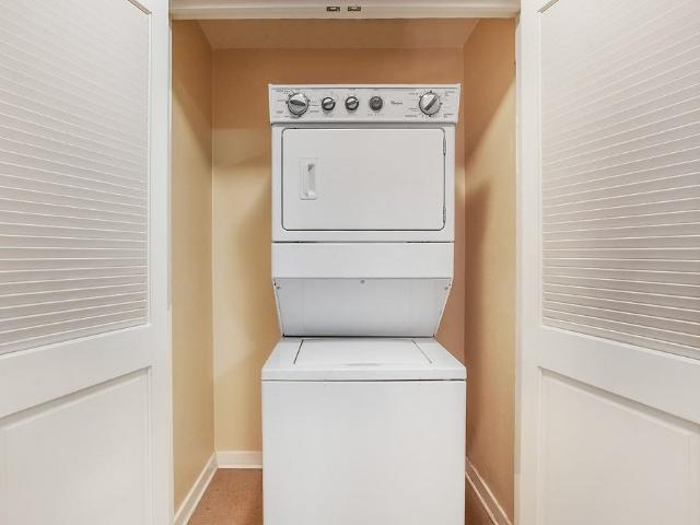 The Stuart at Sierra Madre Villa 2 Bedroom Apartment for Rent at 3360 E Foothill Blvd, Pasadena, CA 91107