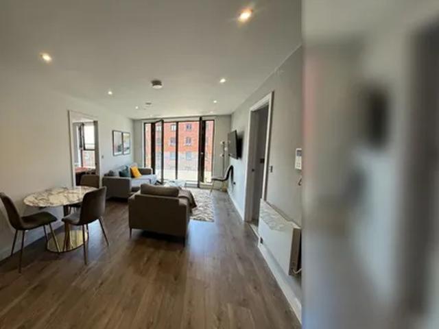 The Studio School, 41 Greenland Street, Liverpool, L1 0BS, United Kingdom | 2 bed apartment for rent #122310242 | Rentberry
