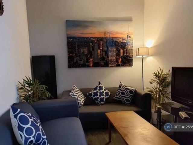 The Study, Salford, 3 Bedroom Flat
