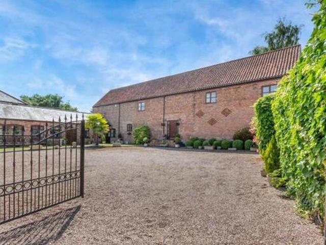 The Stables, Town Street, 6 Bedroom House