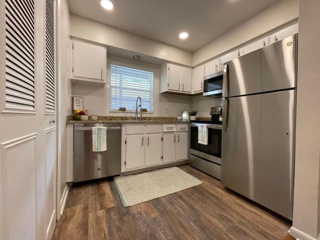The Stand 2 Bedroom Apartment for Rent at 129 E Amelia St, Orlando, FL 32801 Lake Eola Heights