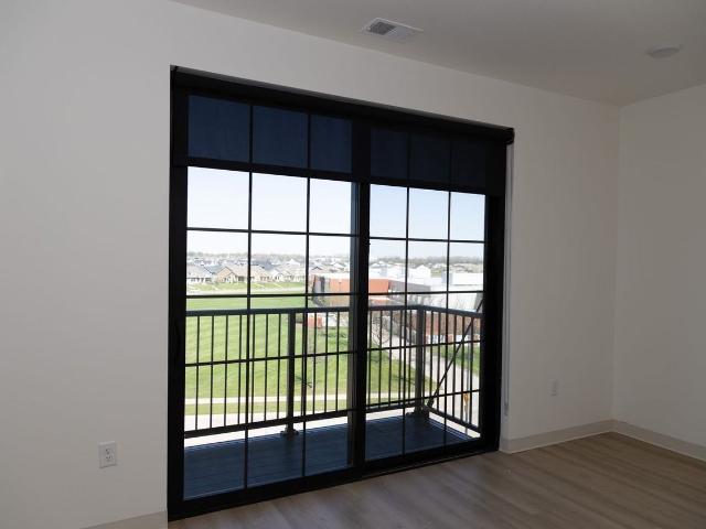The Standard at Prairie Trail 1 Bedroom Apartment for Rent at 1155 Sw Prairie Trail Pkwy, Ankeny, IA 50023