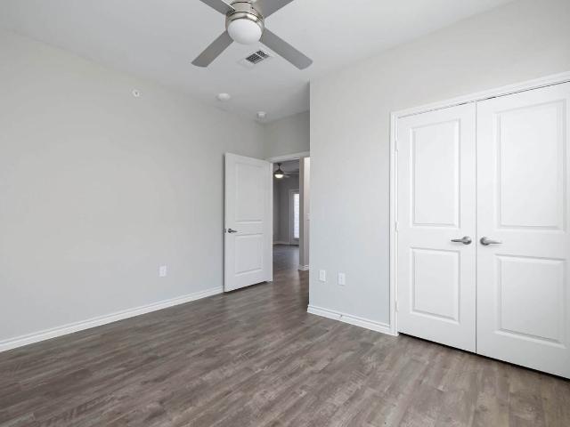 The Standard at Royal Lane 1 Bedroom Apartment for Rent at 2727 Royal Ln, Dallas, TX 75229