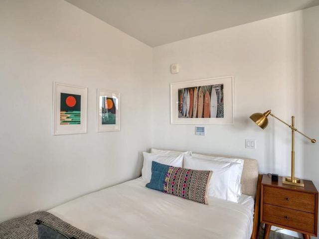 The Stanford West Studio Apartment for Rent at 3008 Santa Monica Blvd, Santa Monica, CA 90404 Mid City