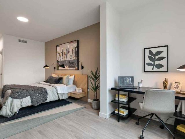 The Stanley on Market Street Studio Apartment for Rent at 215 E Regent St, Inglewood, CA 90301