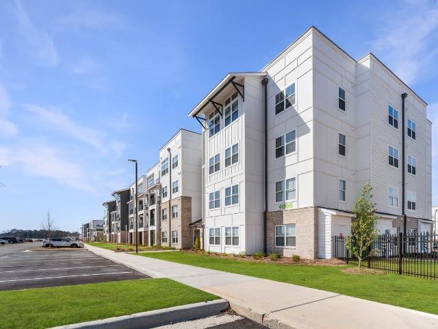 The Station at Clift Farm 2 Bedroom Apartment for Rent at 165 John Thomas Dr, Madison, AL 35757
