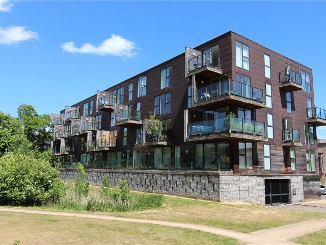 The Steel Building, Kingfisher Way, Cambridge CB2, 1 bed flat to rent, £1,850 pcm | PrimeLocation