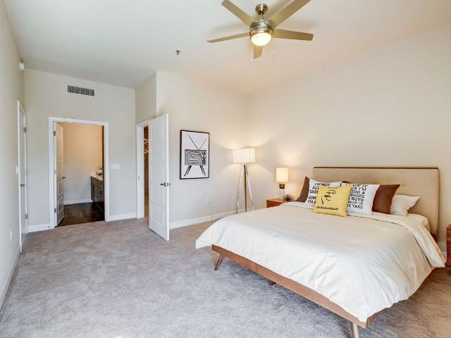 The Stewart 1 Bedroom Apartment for Rent at 800 N Central Ave, Phoenix, AZ 85004 Downtown Phoenix