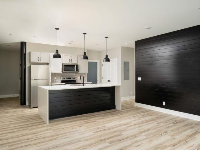 The Stovall 1 Bedroom Apartment for Rent at 1711 Commerce Street, Chattanooga, TN 37405