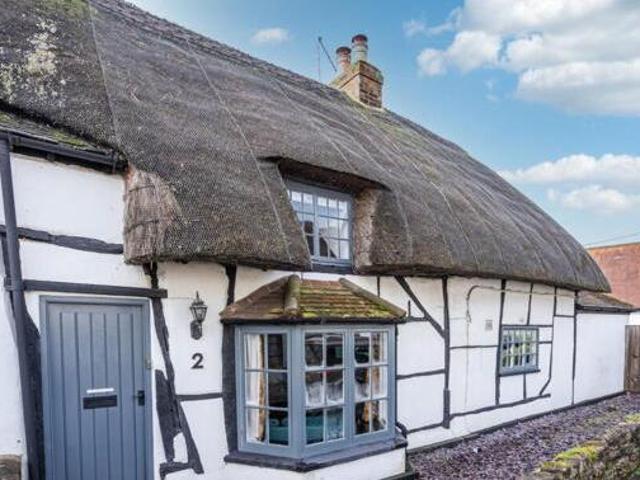 The Strand, Quainton, 3 Bedroom Cottage