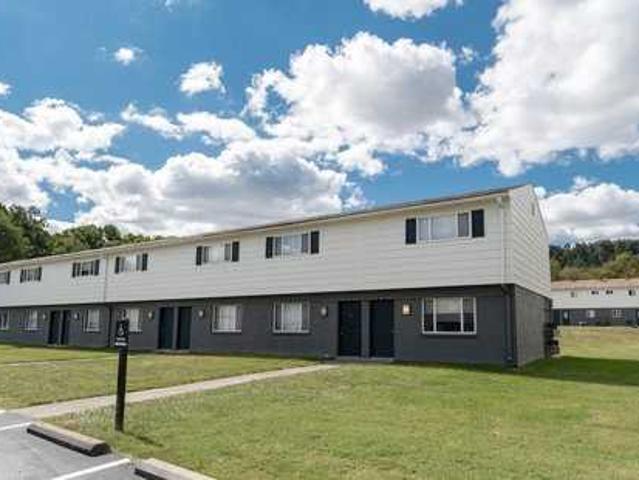 The Stratton 2 Bedroom Apartment for Rent at 333 Whispering Brook Dr, Louisville, KY 40229