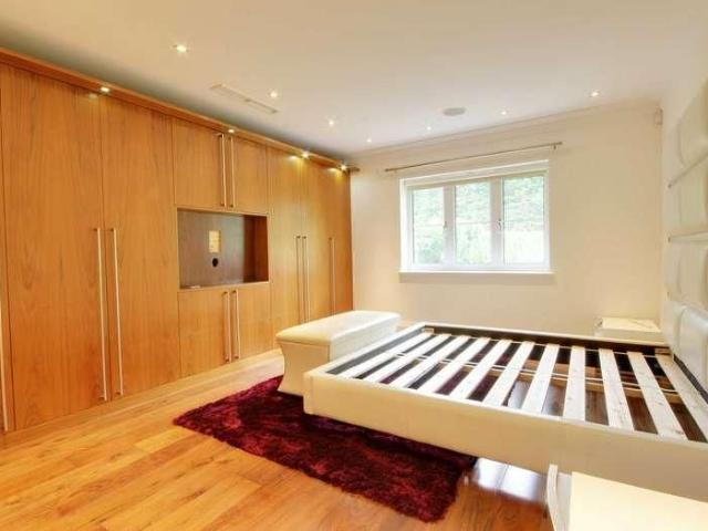 The Strauss, Amara Lodge, Cockfosters Road, Hadley Wood, Hertfordshire, EN4
